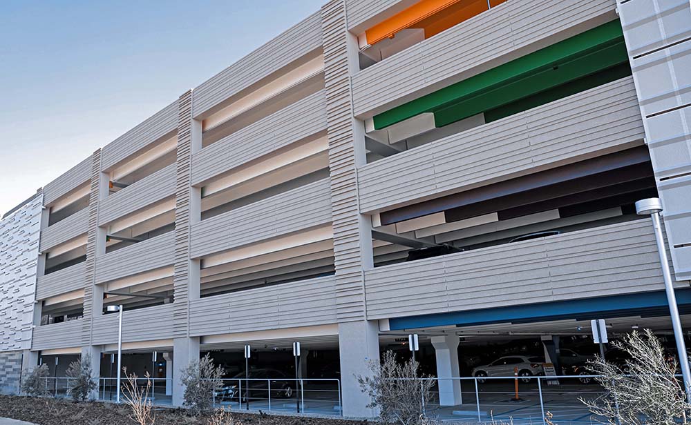 UC Davis Health Parking Structure IV | Clark Pacific UC Davis Health Parking Structure IV | Clark Pacific